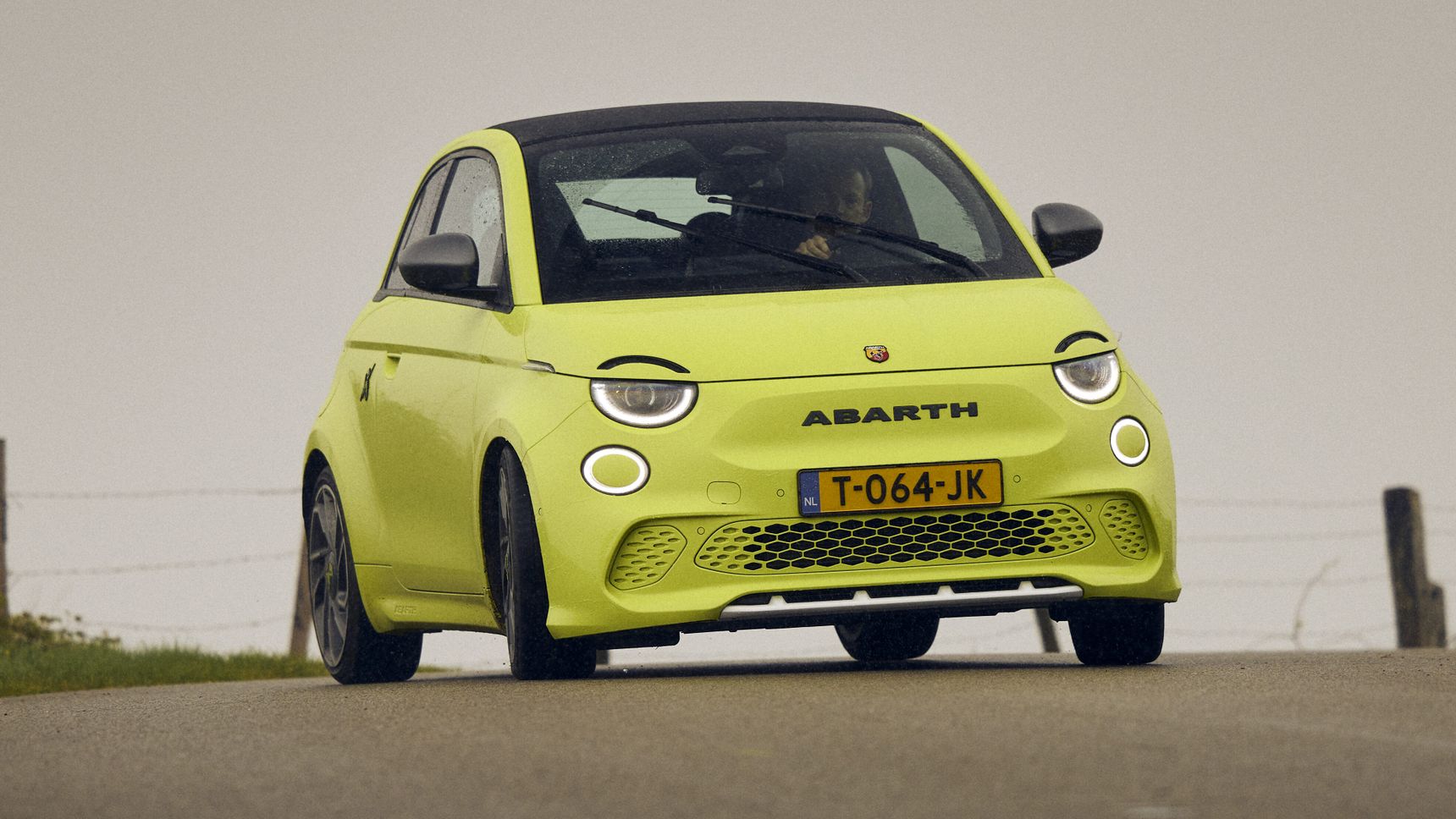 Klanten willen niet elektrisch! Abarth terug naar benzinemotor?