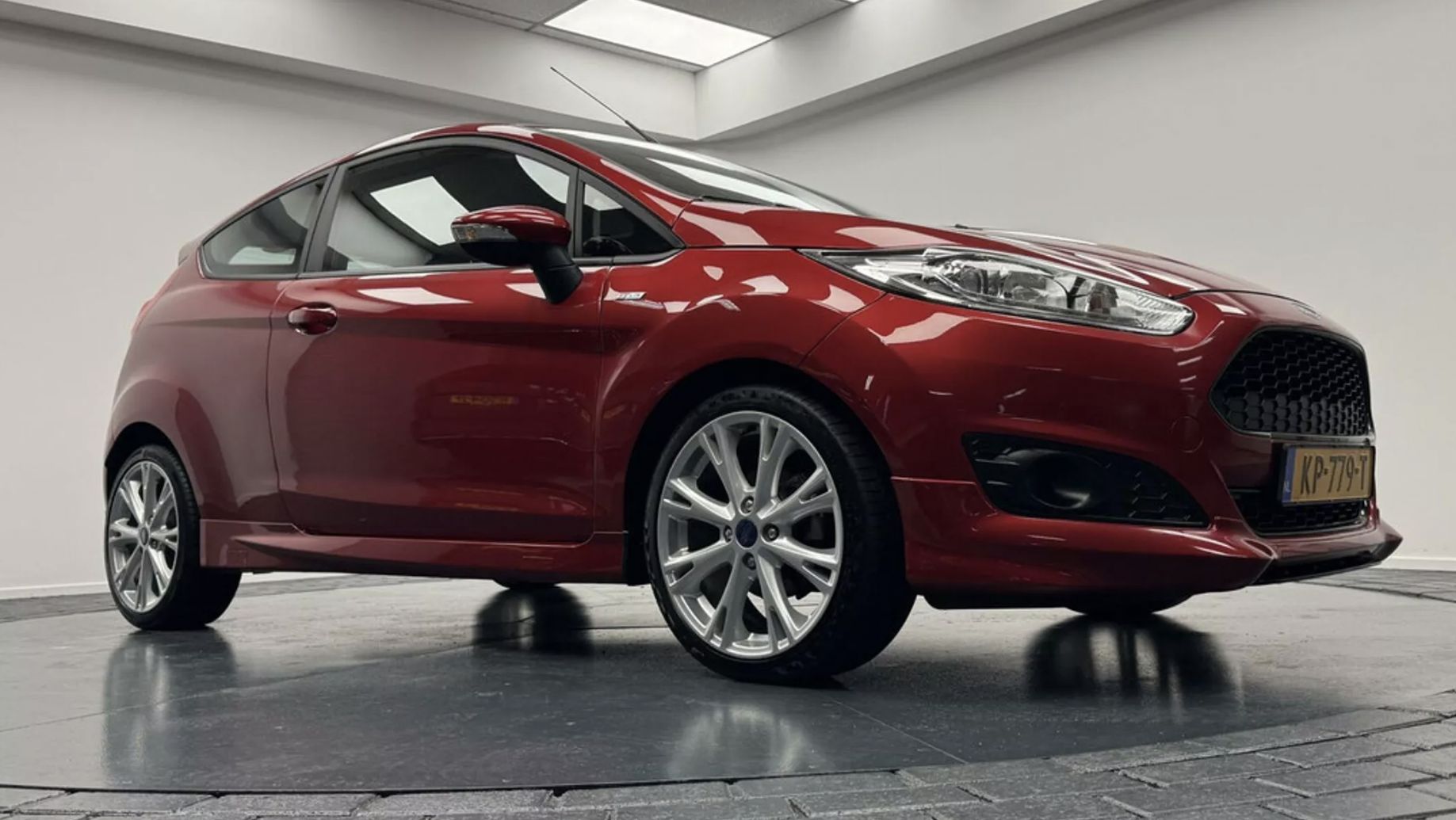 Deze geweldige hatchback uit 2017 is nu een betaalbare occasion